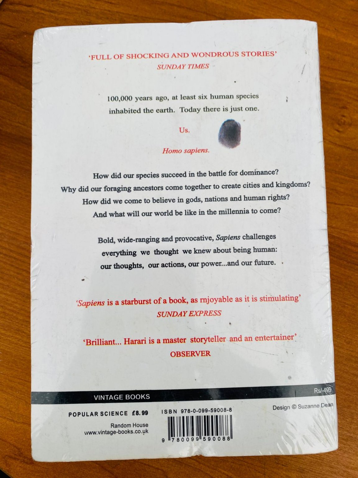 Sapiens by Yuval Noah Harari (552) - bargainbooks.lk