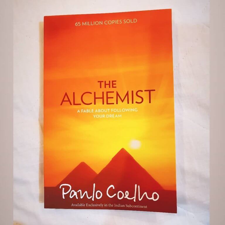 The Alchemist by Paulo Coelho - bargainbooks.lk